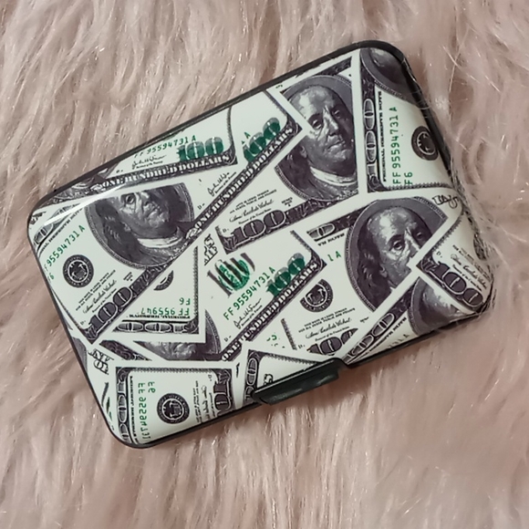 Accessories | New Rfid Credit Card Caddy Mens Wallet Hard Case Wallet ...